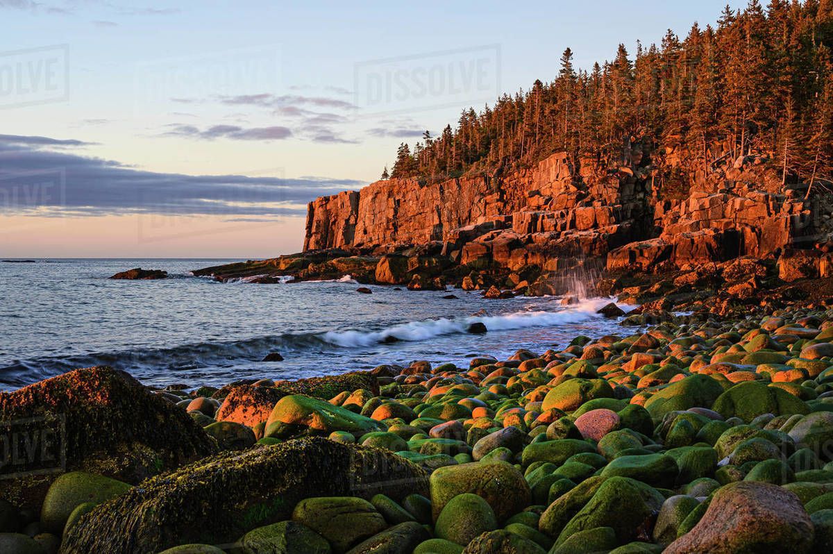 Otter Cliff at sunrise in Acadia National Park, USA - Royalty-free ...