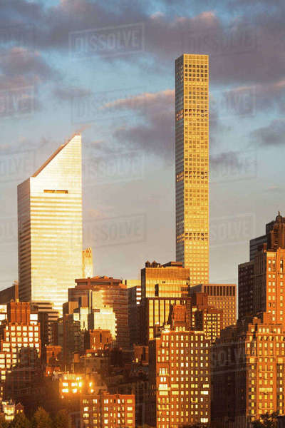 USA, New York, New York City, Manhattan, Sun reflected on skyscrapers ...