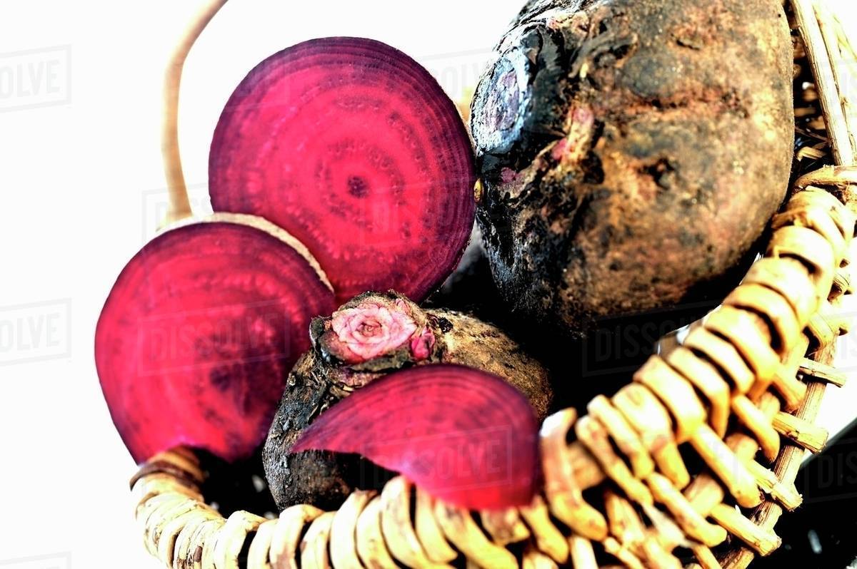 Beetroot in basket - Royalty-free Stock Photo | Dissolve