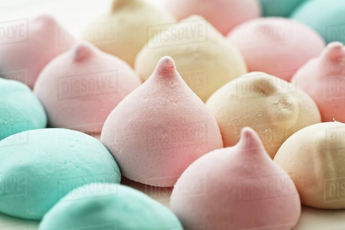 Pastel-coloured marshmallows - Royalty-free Stock Photo | Dissolve