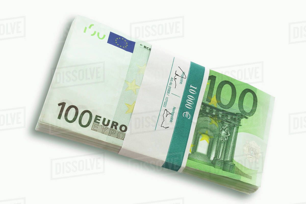 100 Euro notes - Stock Photo - Dissolve