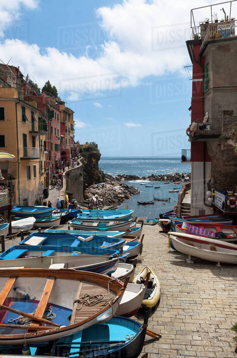 Riomaggiore, Cinque Terre, La Spezia District, Italian Riviera, Liguria ...