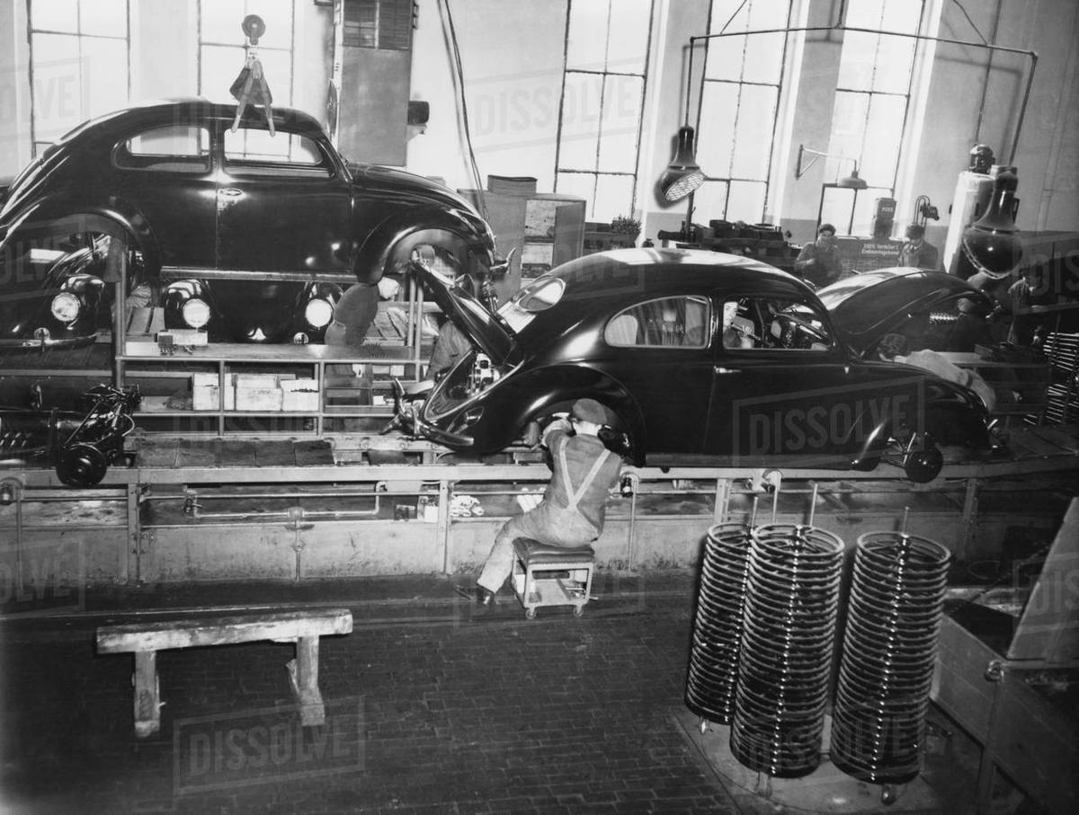 Assembly line - Stock Photo - Dissolve