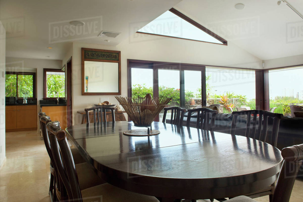 Dining room - Royalty-free Stock Photo | Dissolve