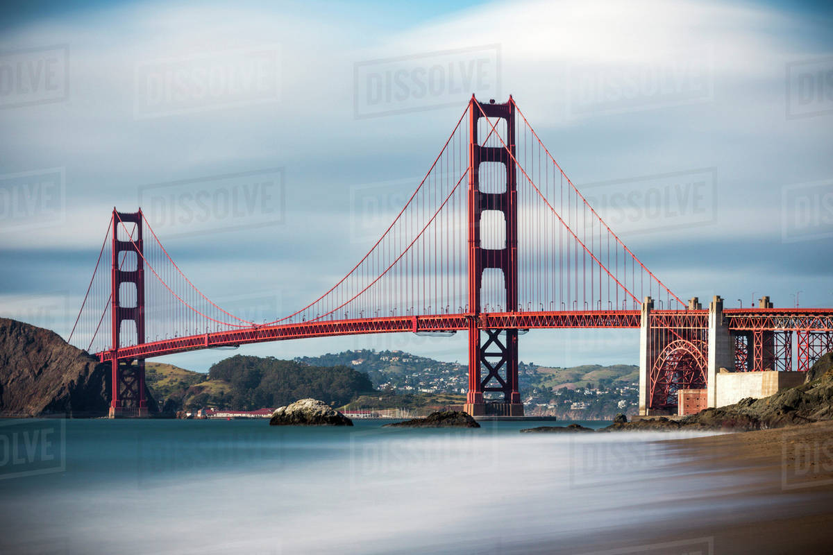 Time lapse view of ocean under Golden Gate Bridge, San Francisco ...
