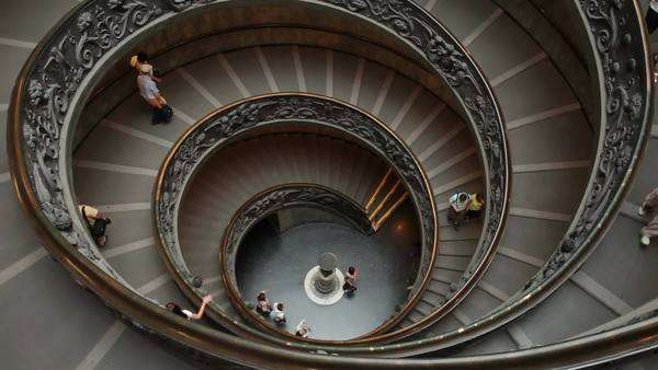Vatican museum famous spiral ramp from upper floors to ground level ...