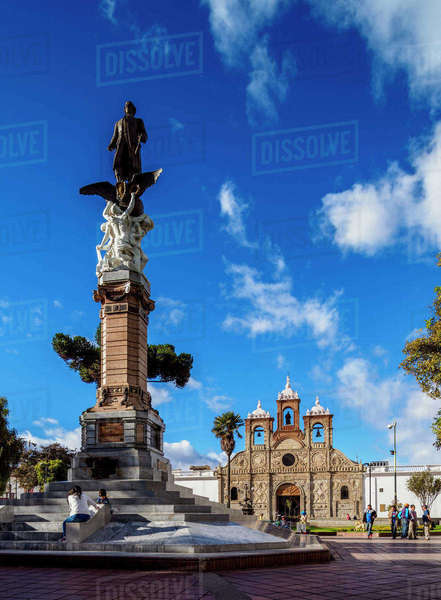 Maldonado Monument and San Pedro Cathedral, Maldonado Park, Riobamba ...
