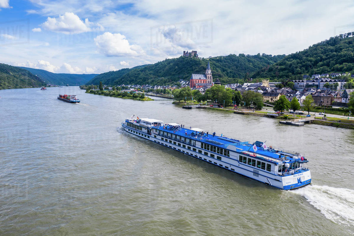 Cruise ship on the Rhine at St. Goar (Sankt Goar), UNESCO World ...