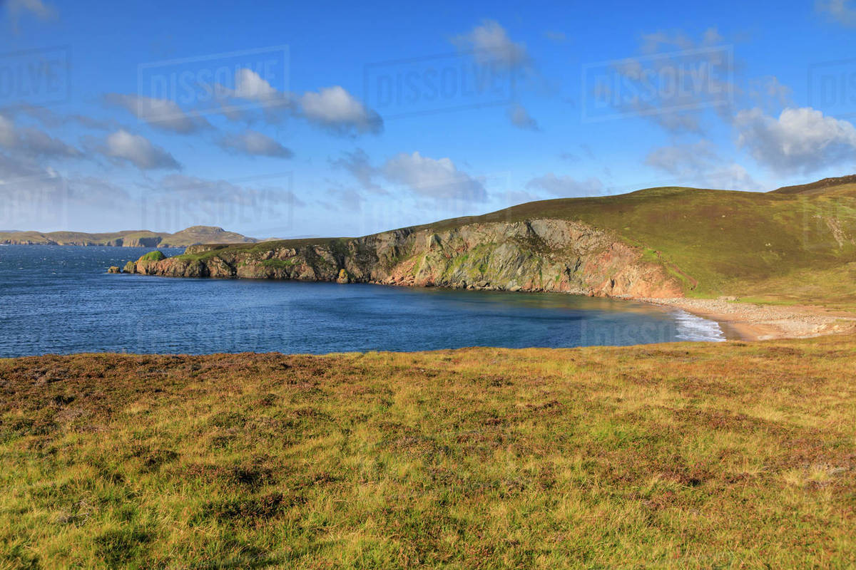 Little Ayre, red sand beach, red granite rocks, Muckle Roe Island ...