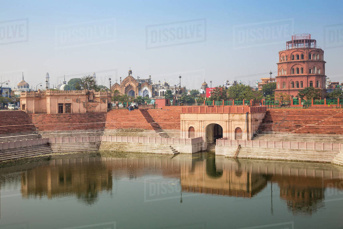 Hussainabad pond and Satkhanda watchtower, Lucknow, Uttar Pradesh ...