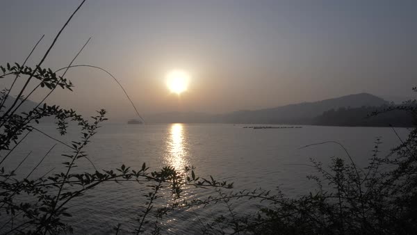 Sunset on Yangtze River from Shi Baozhai Pagoda near Wanzhou, Chongqing ...