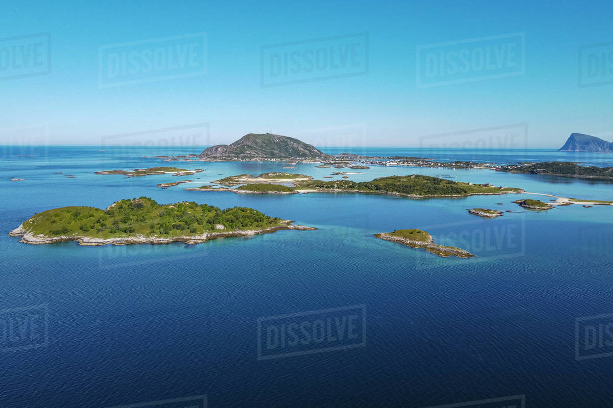 Aerial of Brensholmen with its turquoise waters, Senja scenic road ...