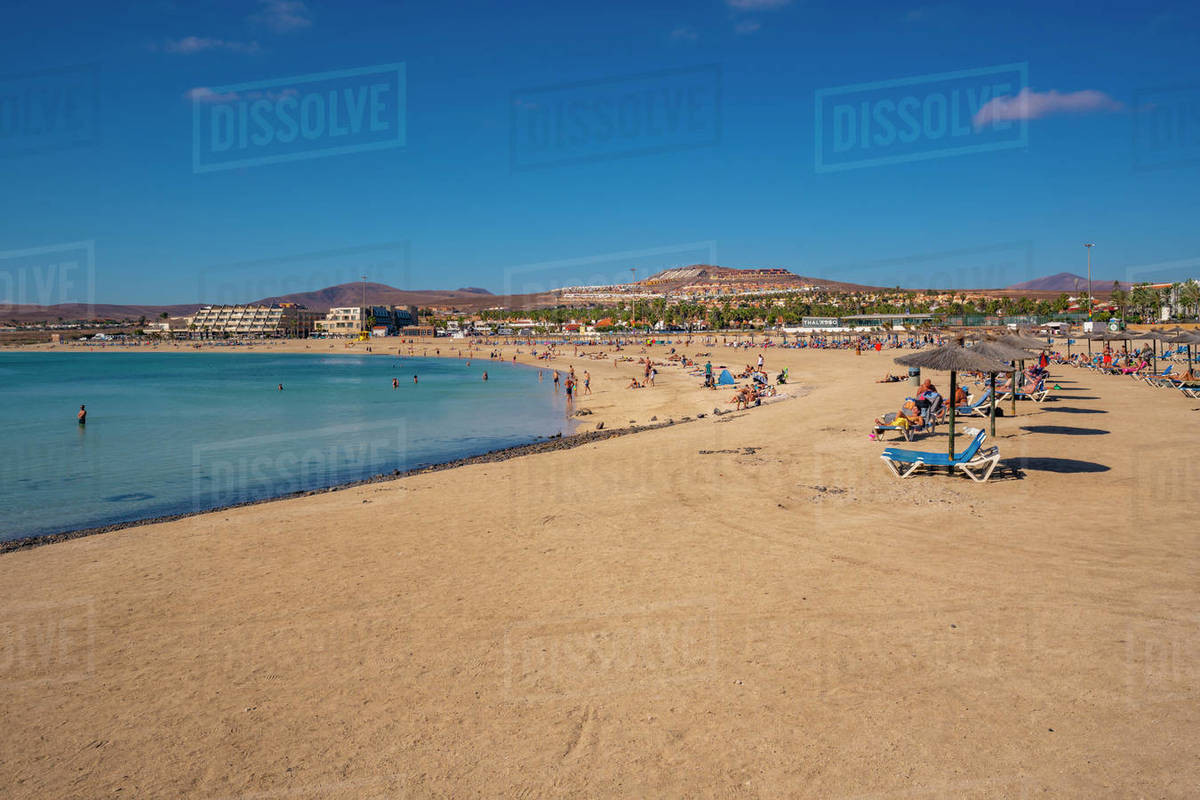 View of Playa del Castillo Beach in Castillo Caleta de Fuste ...