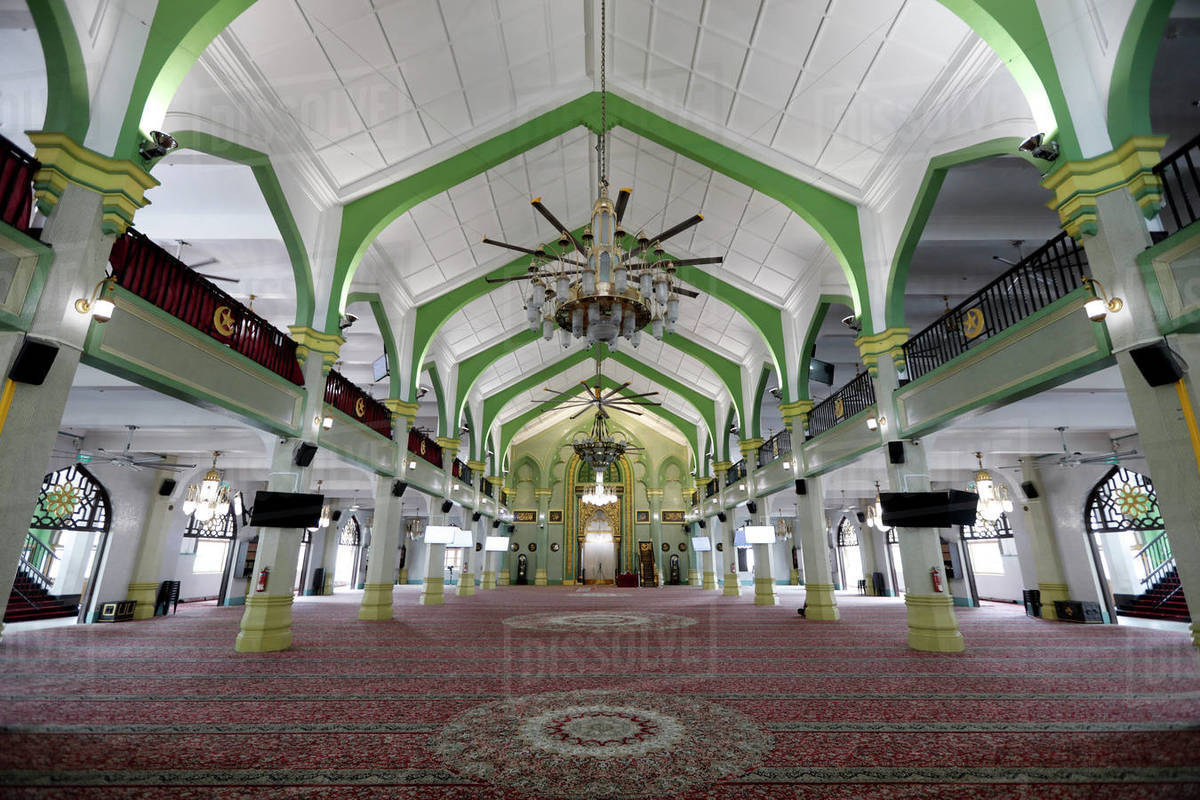 The Prayer Hall, Sultan Mosque (Masjid Sultan), Singapore, Southeast ...