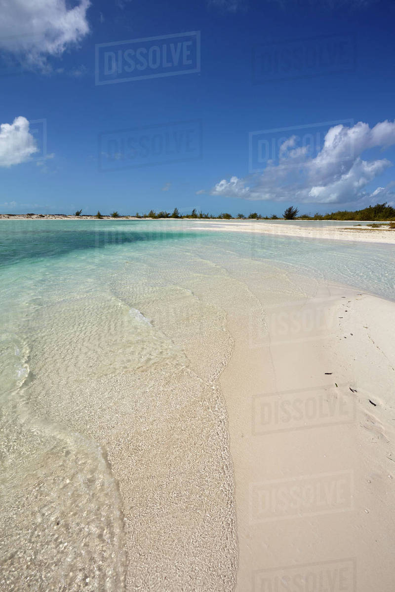 A sand bar on Water Cay, off the northern tip of Providenciales, Turks ...