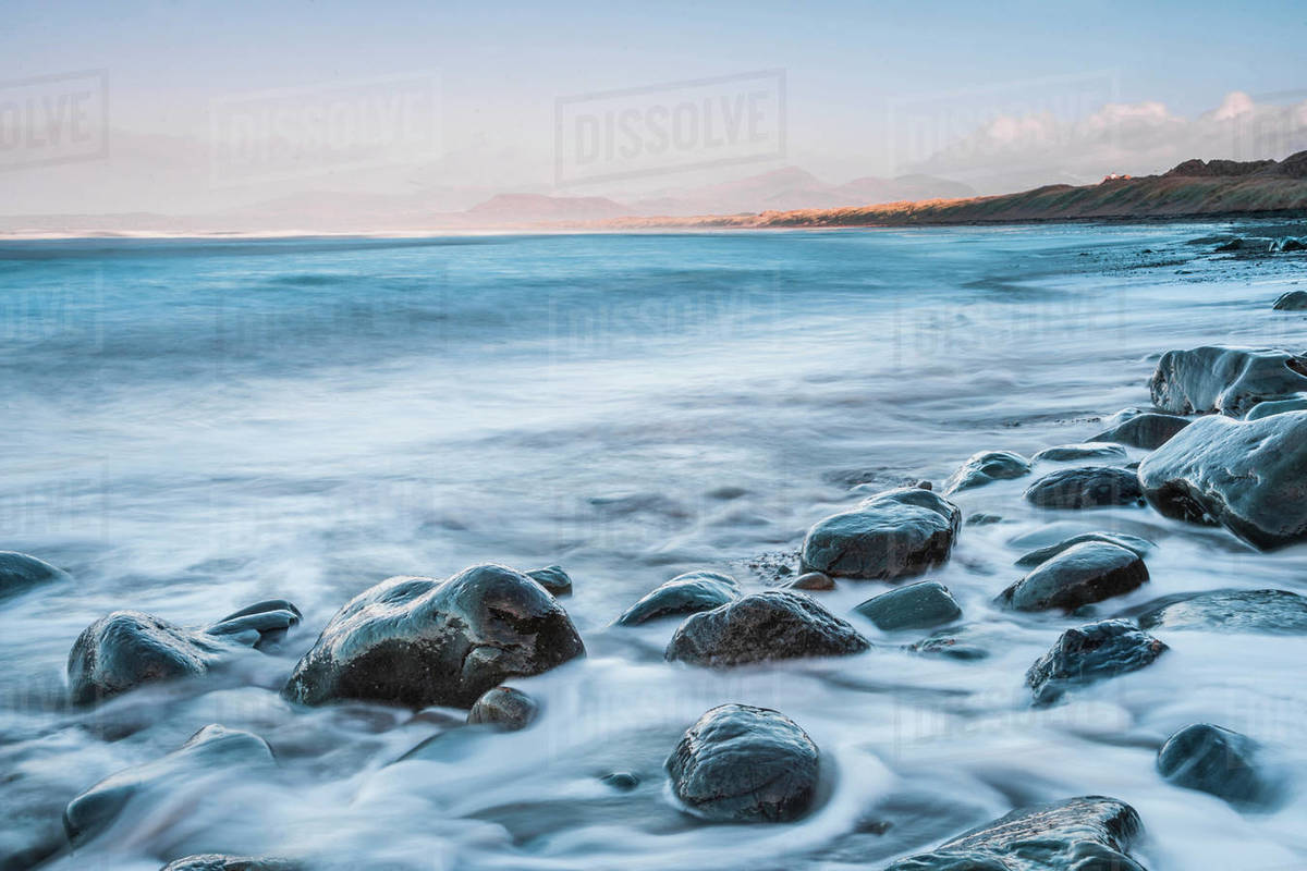 Harlech Beach, Snowdonia National Park, Gwynedd, North Wales, Wales ...