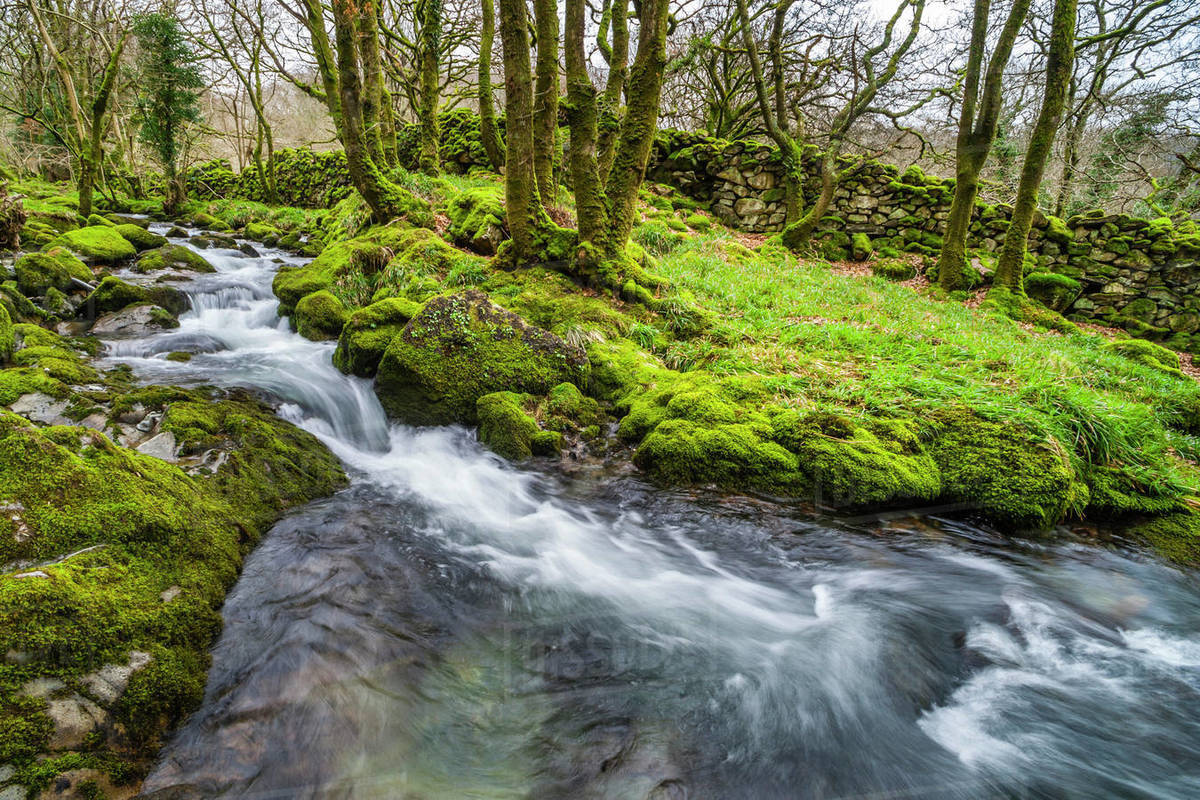 River in the Croesor Valley, Snowdonia National Park, Gwynedd, North ...
