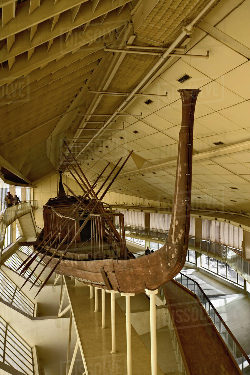 Pharaoh's Boat (Solar Barque) found buried in a pit at the foot of the ...