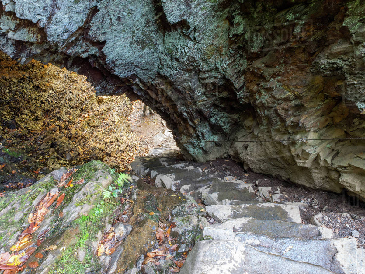 Tennessee, Great Smoky Mountains National Park, Alum Cave Bluffs trail ...