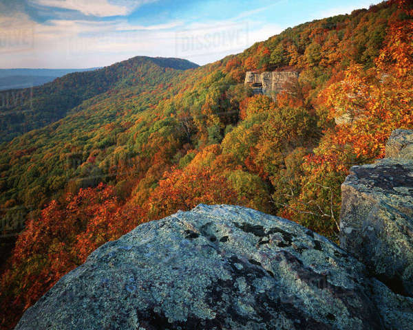 USA, Arkansas, Ozark-St. Francis National Forest, Autumn at White Rocks ...