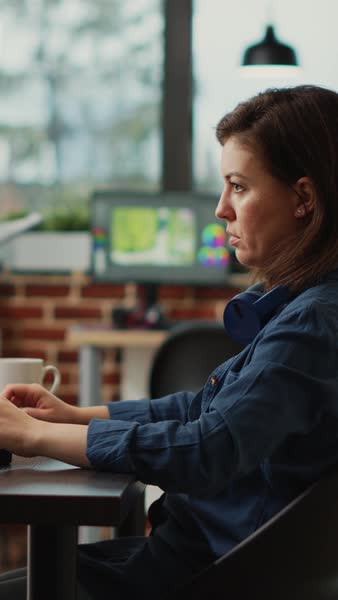 Vertical video: Man and woman brainstorming ideas to create new ...