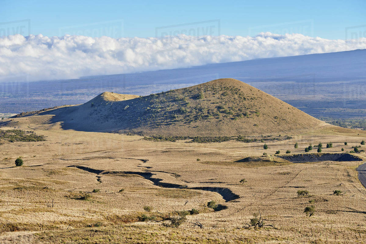 The world's largest active volcano Mauna Loa in Hawaii, Big Island ...
