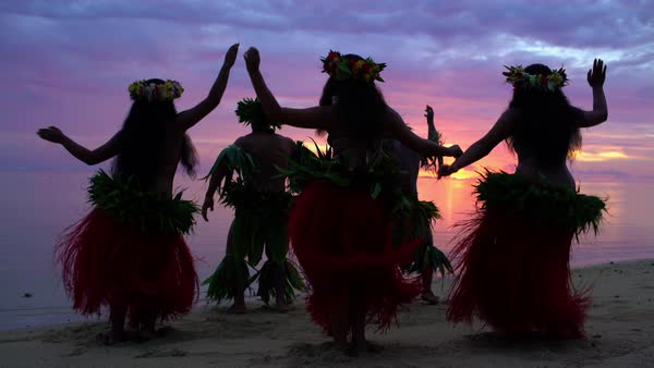 Polynesian Tahitian males performing war dance style hula dance ...