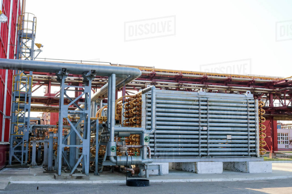 A blue tubular reactor for producing high-pressure polyethylene at an ...