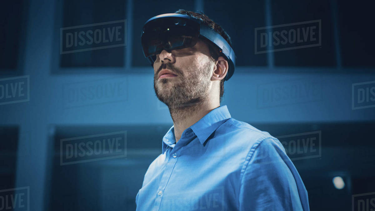 In 3D Content Creating Laboratory Engineer Wearing Professional Virtual ...