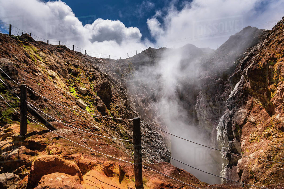 Vapor emissions from the rocky crater of the La Soufriere volcano, an ...