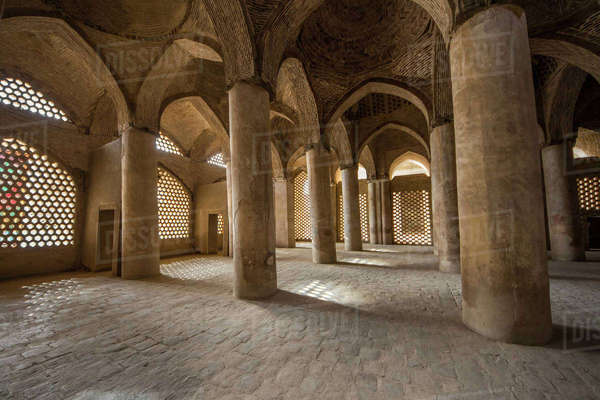 Hypostyle Hall of the Masjed-e Jame (Friday Mosque); Esfahan, Iran ...